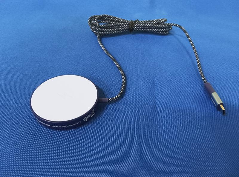 [QI-24235] heyday - Wireless Charger | Wireless Power Consortium